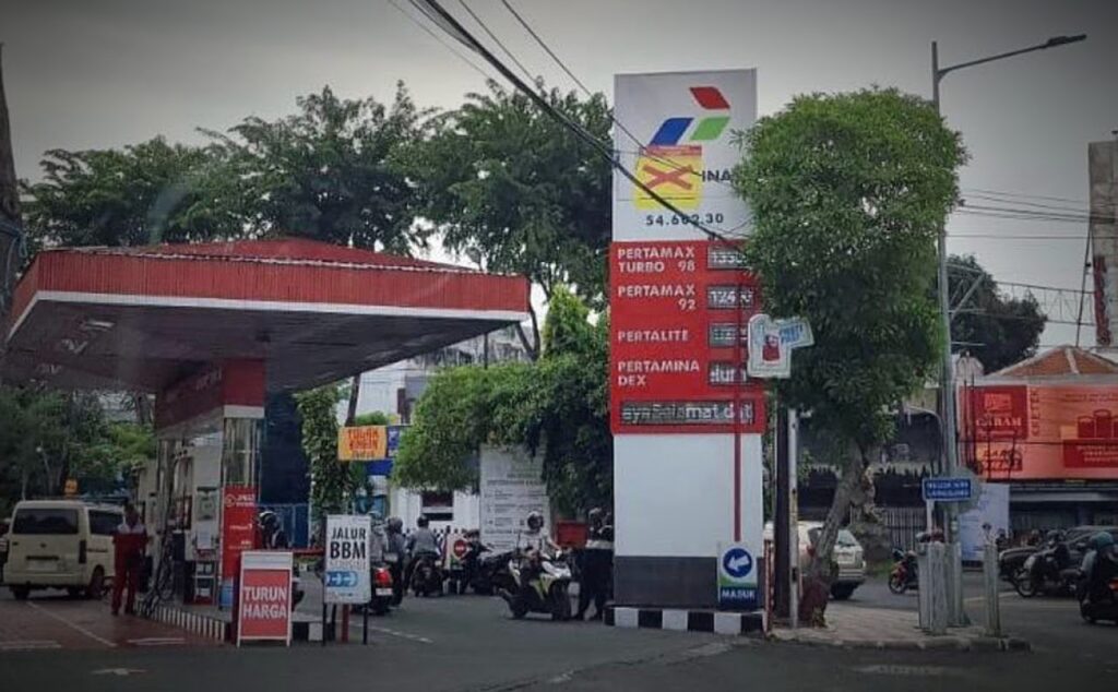 Polemik Pajak Reklame SPBU di Surabaya: Pemkot Keluarkan SKPDKB ...